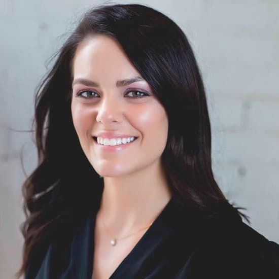 Angie Deville's Instagram, Twitter & Facebook on IDCrawl